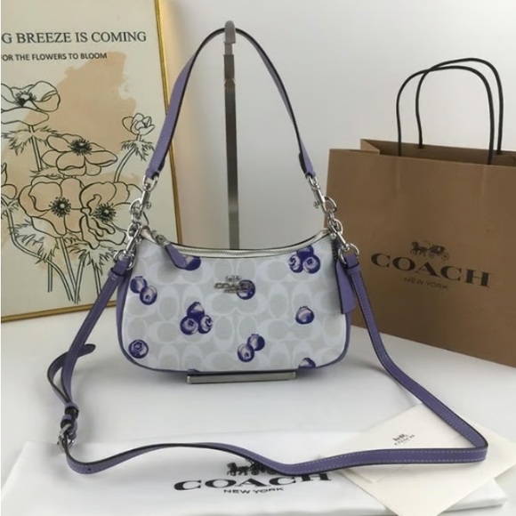 Coach | Bags | Coach Teri Shoulder Bag In Signature Canvas With ...